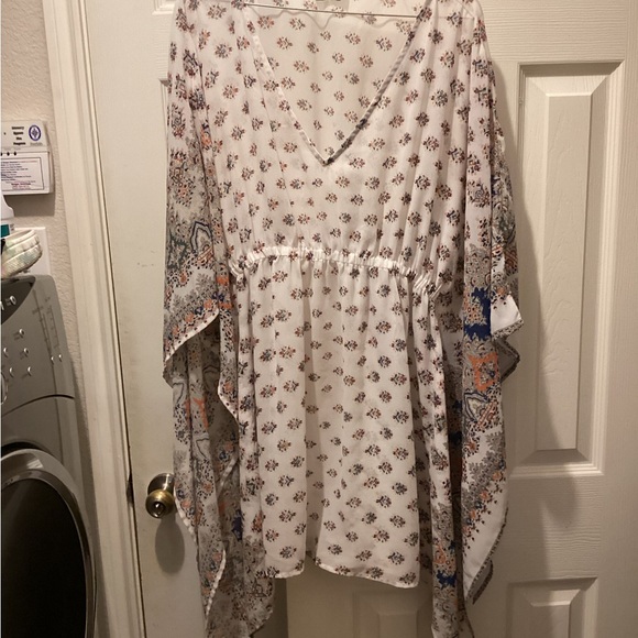 EARTHBOUND | Tops | Earthbound Bohemian Floral Blouse White And Orange ...